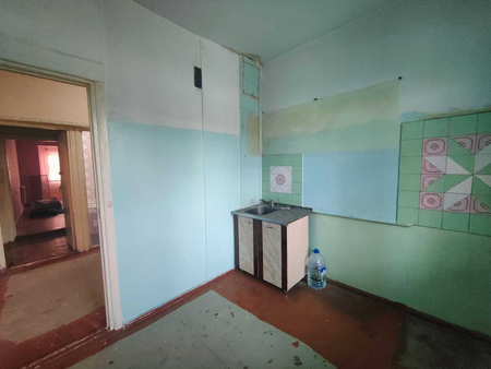 2-комн. квартира на 2 этаже, массив Себзар, район Алмазар (J1653)