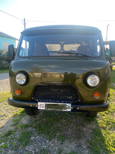Бортовой УАЗ сотилади. Модель- Д452 Йили- 1984