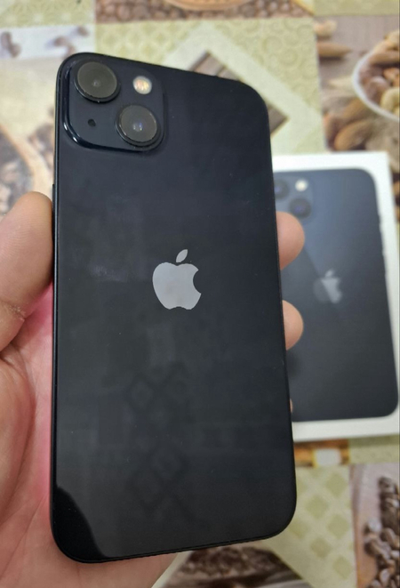 iPhone 13  IDEAL