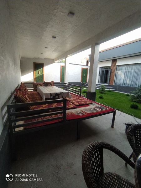 Dacha Charchoq Boʼchka Bez makler