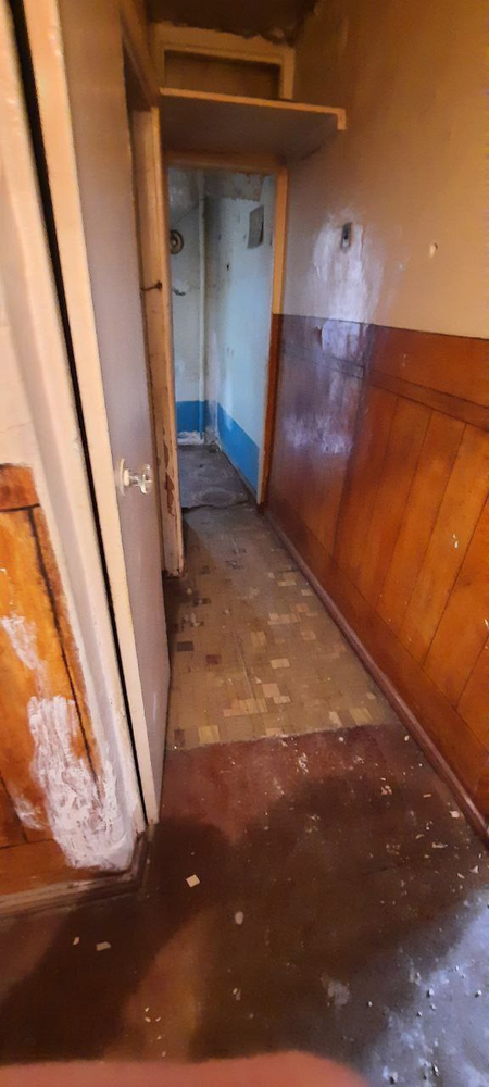 METRO XAMZA 1 xonali 42 kvadrat balkon 2/6 Sotiladi