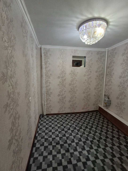 1 ком. переделанная в 2х ком по ул.Рудакий