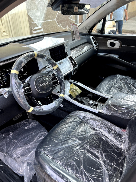 KIA SORENTO moshina yangi