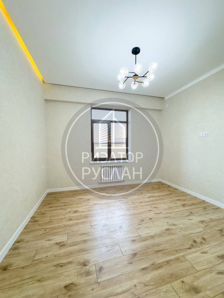 3/2/5 Буюк Ипак Йули 70m² Циолковский Кирпич Новостройка
