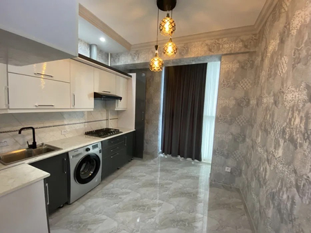 Срочно сдаётся 2х комнотная квартира. Фрунзе ягона дарча. 70м2