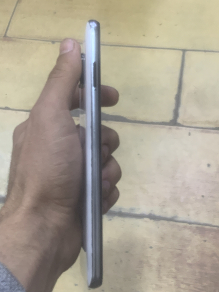Redmi not 9s srocna