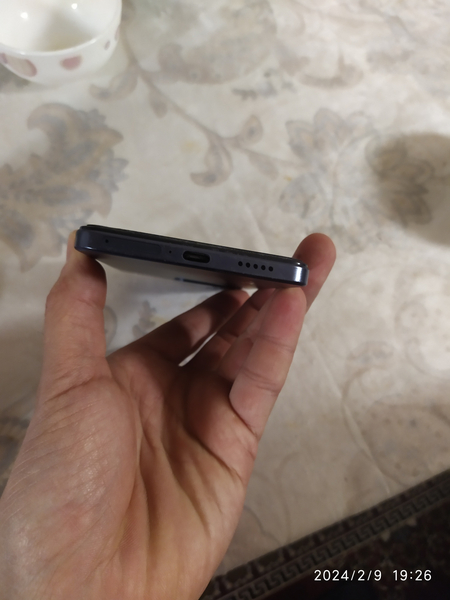 VIVO V27 sotiladi