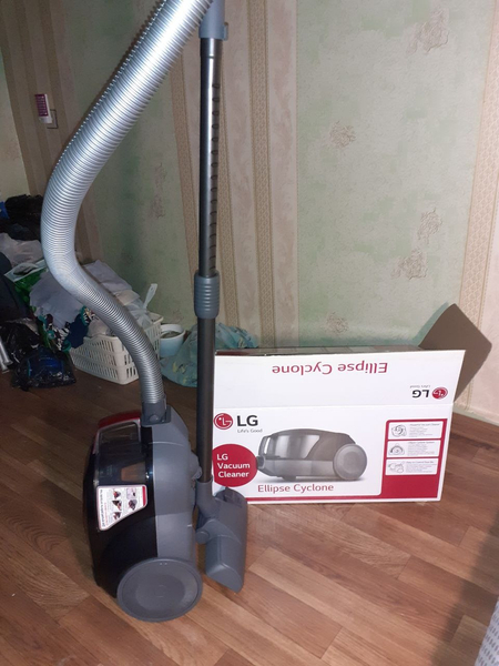 Пылесос LG 2000Вт новый