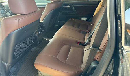 Toyota Land Cruiser 200 V8 2019 год
