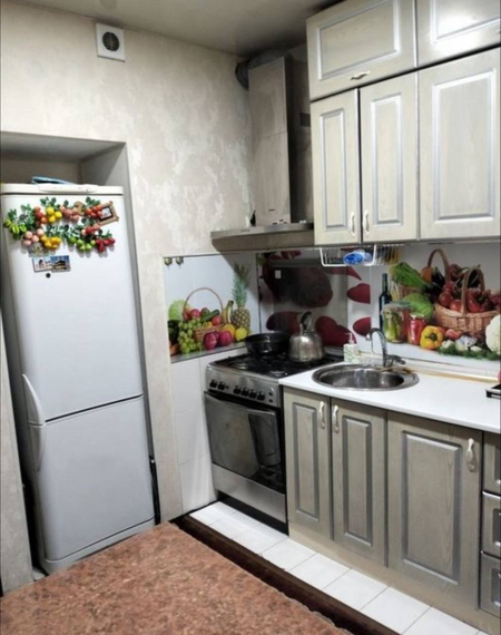 .Продам 2комнатную 56м2 евроремонт раздельный 4этаж 8худуд Сергели 56$