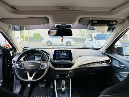 Продаётся Onix Premier 2 (автомат)