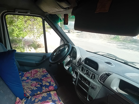 Mercedes 611 motor 2005 yil 4 tonnagacha yuk tashish uchun