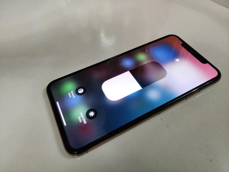 Iphone Xs Gold 64Gb Batareka 79% bezfaceid ios 18.1 Full versiya   Tos