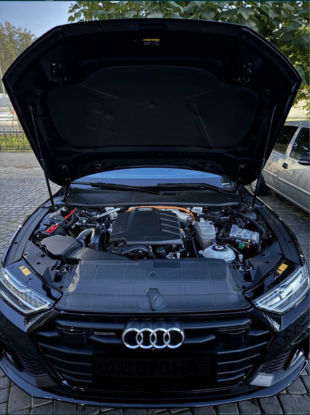 Audi A7 quattro hybrid