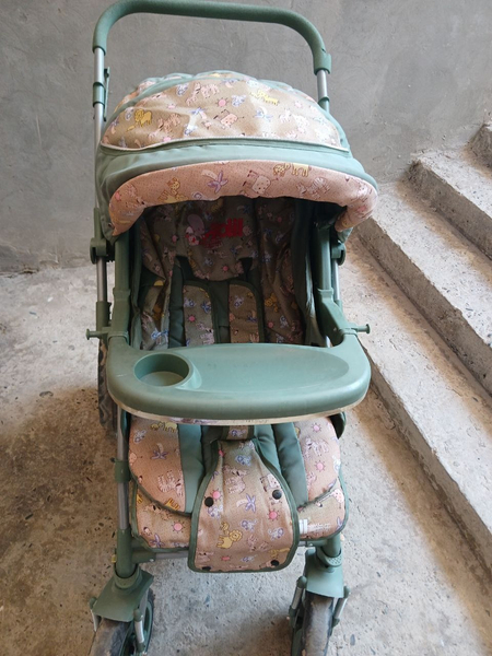 Bolalar uchun kolyaska