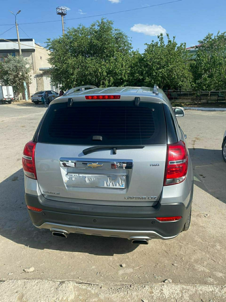 Chevrolet Captiva 3-4