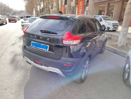 Lada Xray cross 1.8 mexanika sotiladi