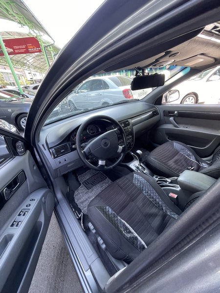Chevrolet gentra 2020 yil 3 poz avtamat probeg 142.000 min toza metan