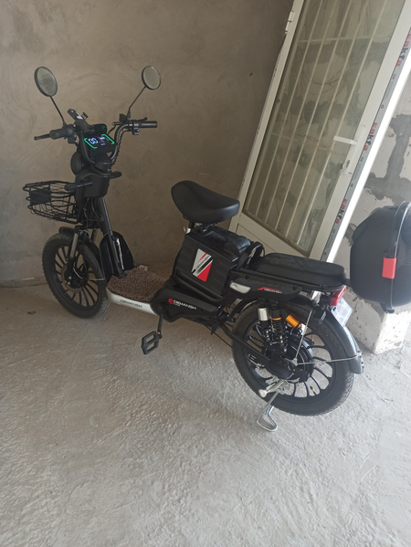Eliktironi velik 60 km yuradi yangi
