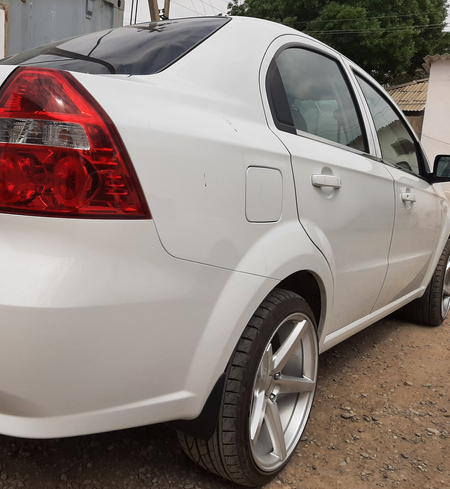 Vossen diska R 17 yangi balon
