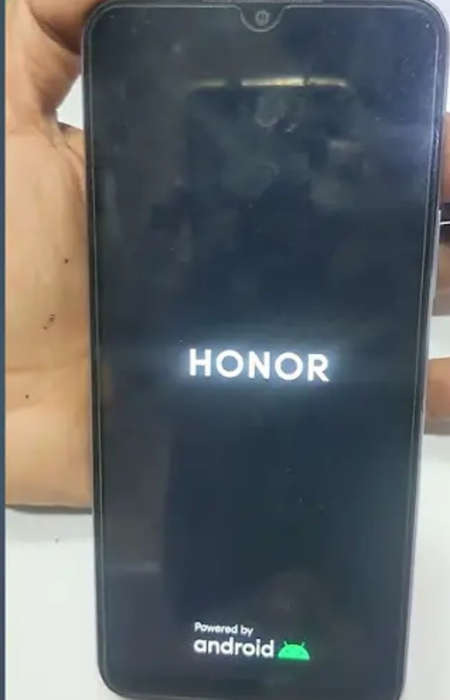 Xonor x 8a sotiladi sastaniyasi zor 128 pamiyat