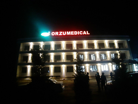Narujnaya Reklama Xizmatlari Bukva Banner Korp