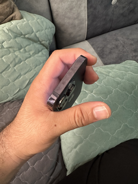 Iphone 14 pro purple