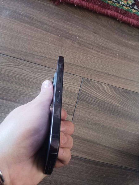 Iphone 14 pro pruple