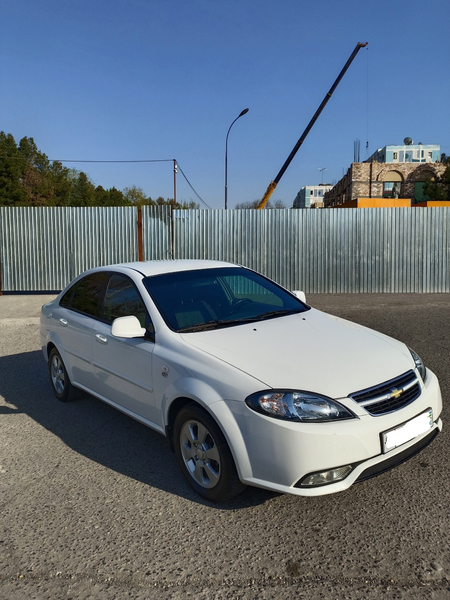 Chevrolet Gentra  Чевролет Жентра