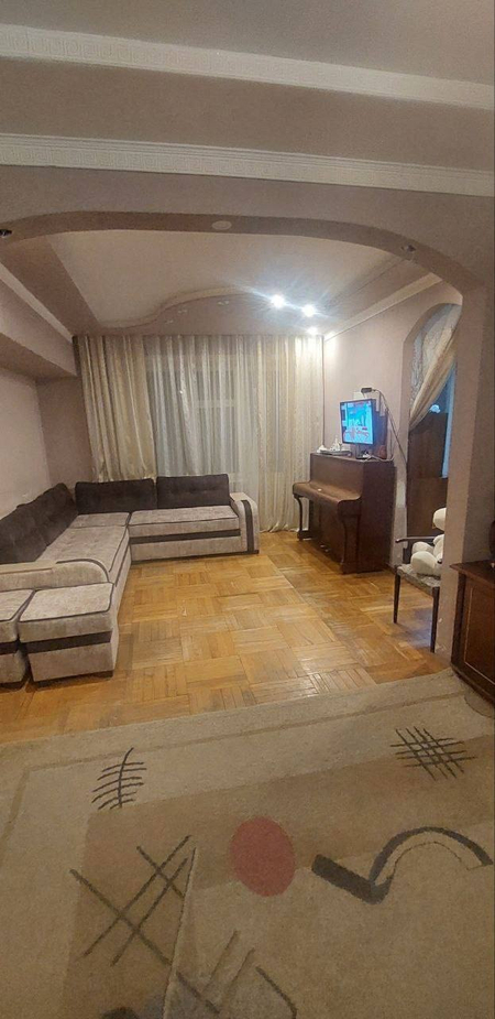 Продам квартиру Ц-1, 4/7/9 Бибигон