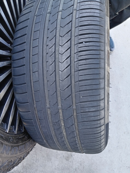 R20 BMW DISKA Balon Xolati idial