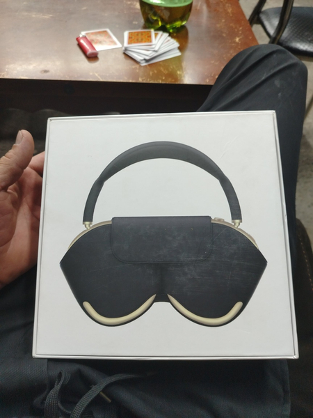Продается Air Pods Max новый