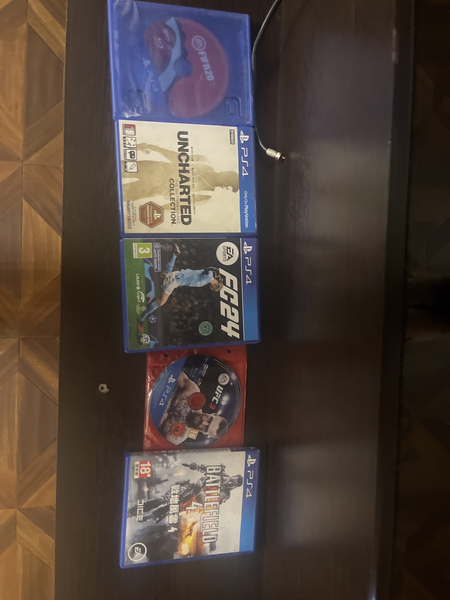 Playstation 4 PS4