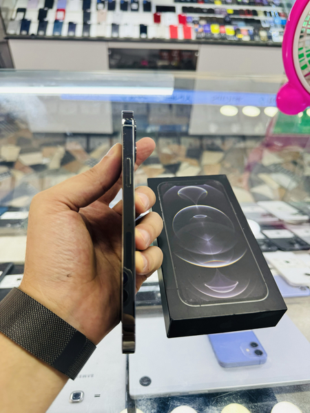 iPhone 12 Pro  256 gb ideal