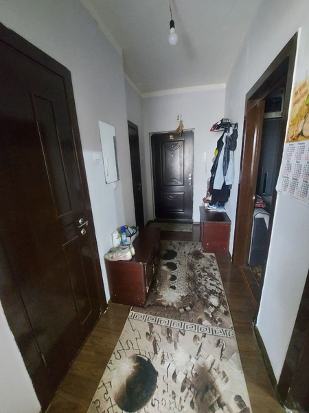 Сергели 10 худуд новостройка 2/2/9 балкон 2×6 58кв.м 56500 у.е