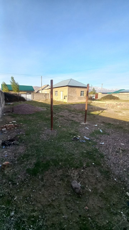 Дача учун курилган кодастир документ бор сув, газ, свет, бор 6 соток,