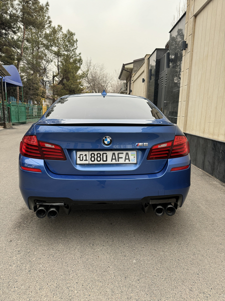BMW M5 F10 (2016)