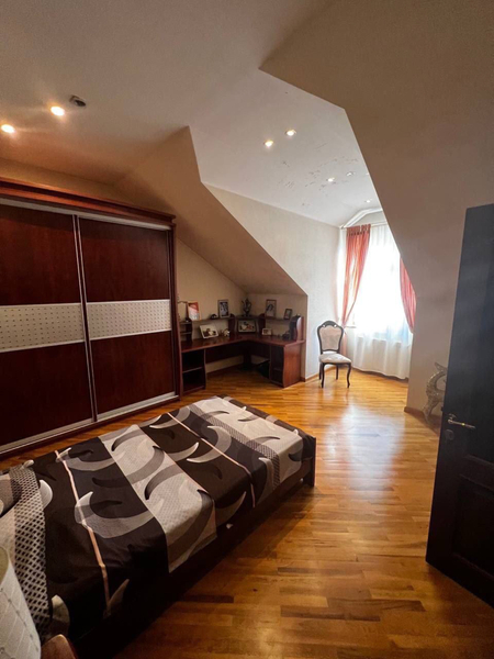 Продается Евро дом Ор-р: Бадамзар 350 м2