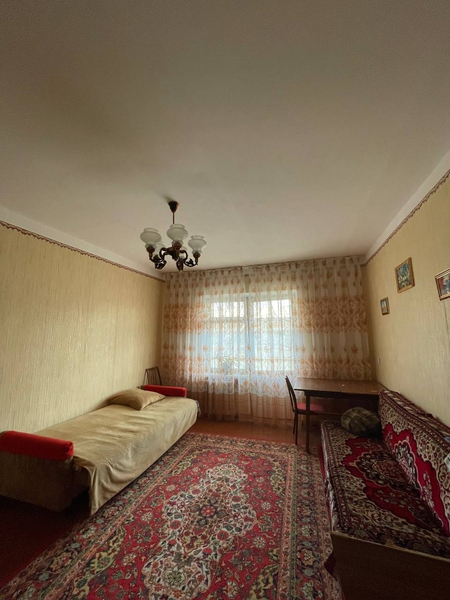 Срочно продаётся 4комнатная квартира
