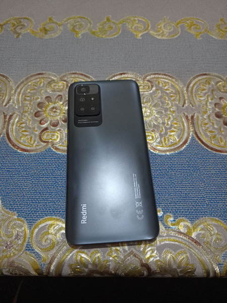 Redmi 10 2022 yangi telefon xotirasi 4/128gb