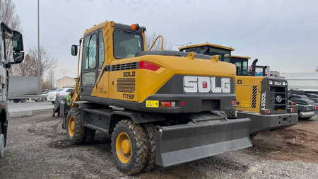 SDLG E7150F - 0,6 куб.м  Колесный экскаватор
