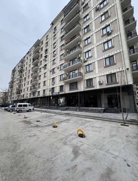 Продаётся офис 110м2 улица Бабура  / ЖК- Аэропорт хаус