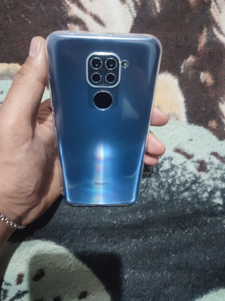 REDMI 9C SOTILADI 4/64 holati yangidek ideal tinniq karobka dakument b