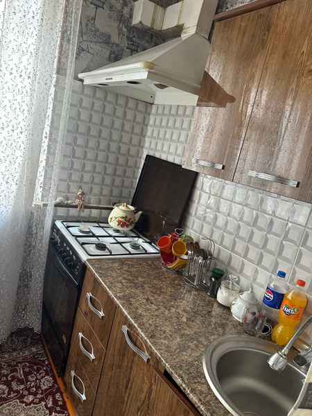 2-etaj 2 xona 3 xona qilingan uy zudlik bilan ijaraga beriladi