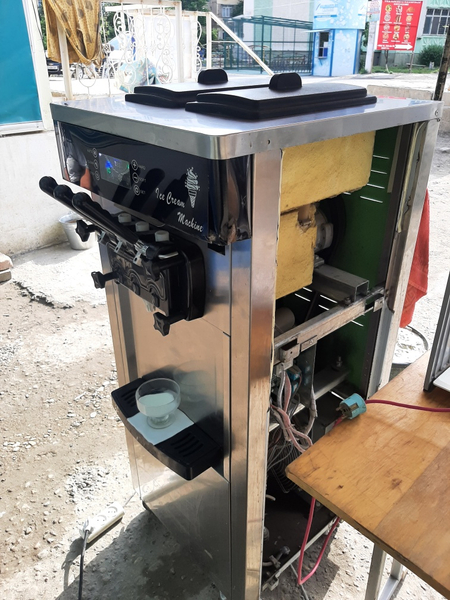 Frezer aparat - 220