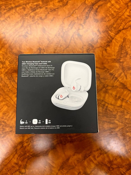 Apple Beats Fit Pro
