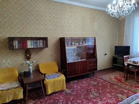 Сдается квартира на долгий срок.