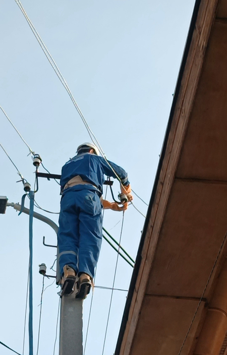 Stalbaga chiqamiz barcha elektrik hizmatlari mavjud