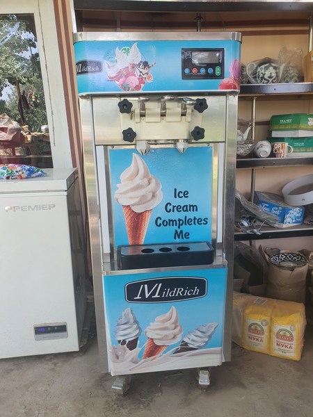 Muzqaymoq aparad