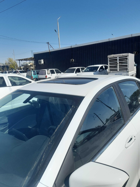 Onix premier 2  full 2023 yil